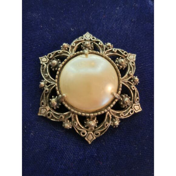 Florenza | Jewelry | Vintage Silver Toned Signed Florenza Brooch With ...